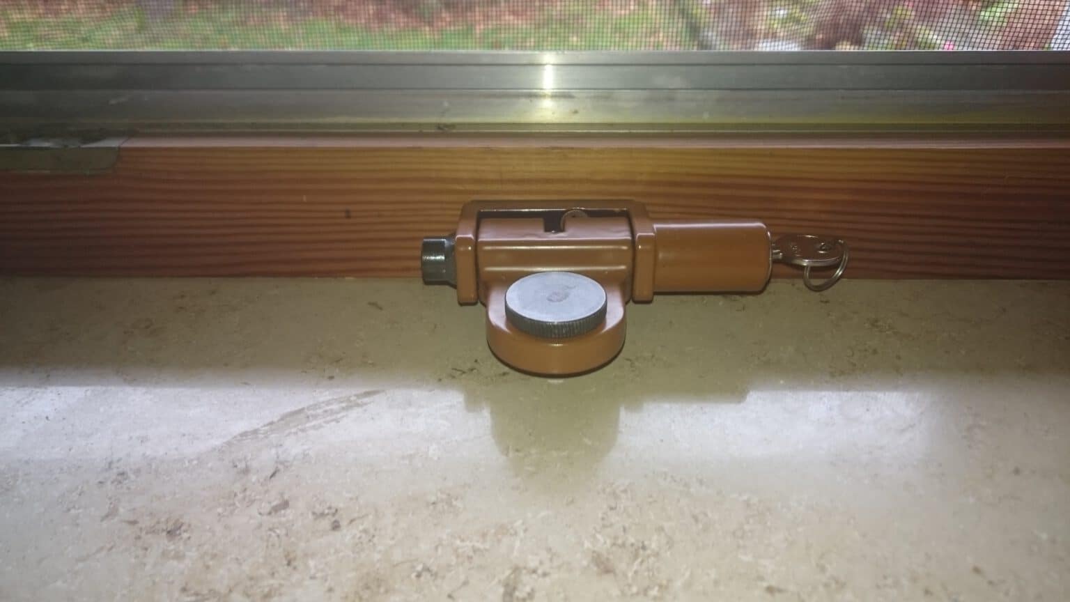 MECHANISCHE SICHERUNGEN - Roger Einbruchschutz