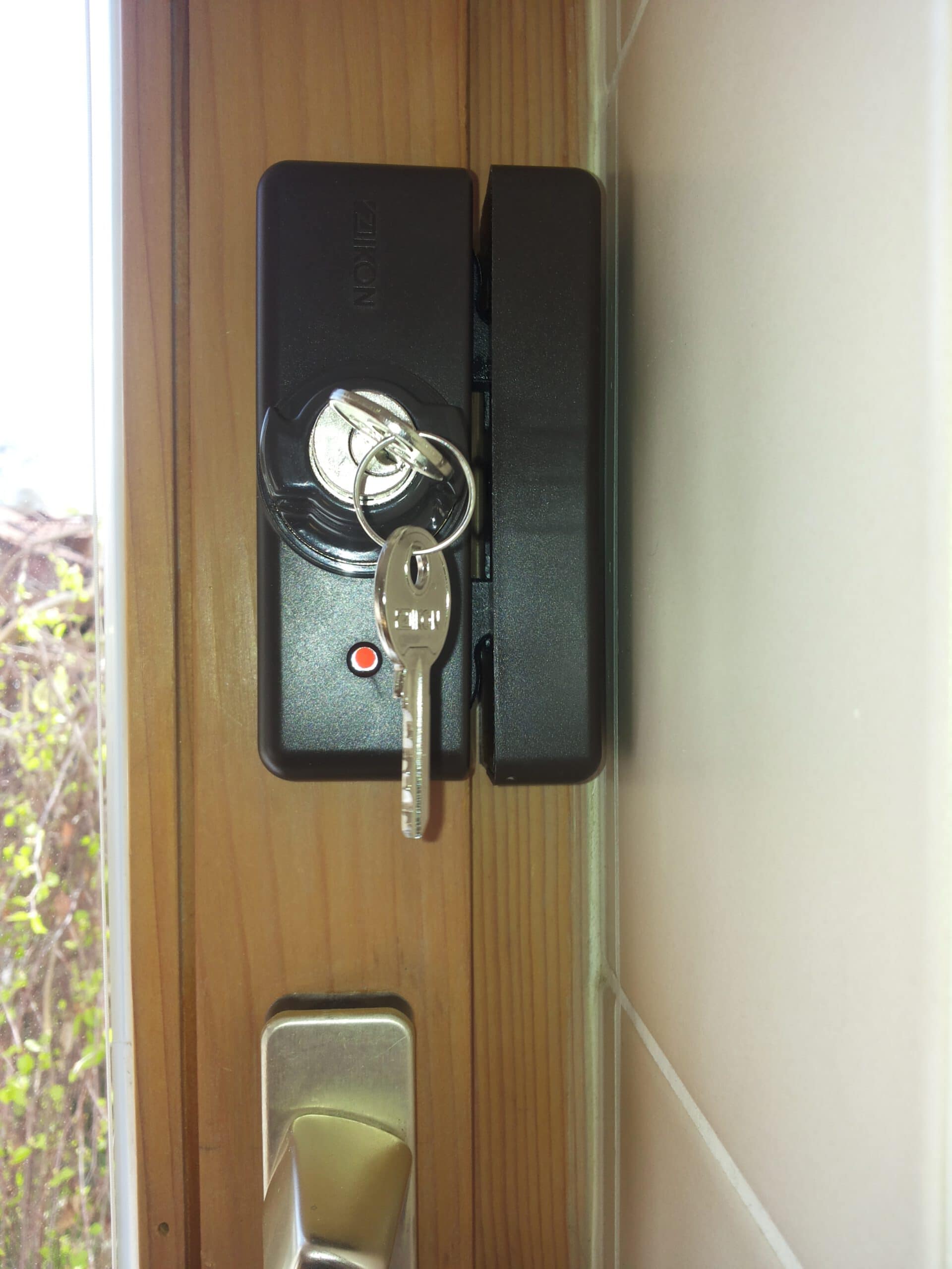 MECHANISCHE SICHERUNGEN - Roger Einbruchschutz